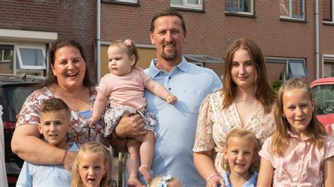Een Huis Vol Familie Jelies Gaat Voor Nieuw Begin In Ander Land