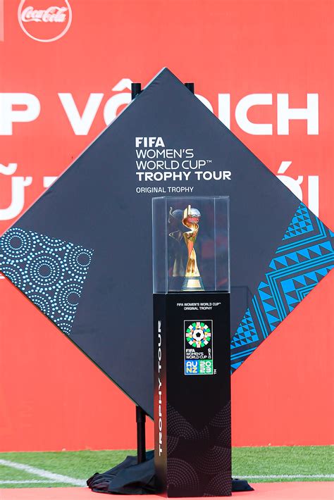 Cận cảnh Cup Vô địch Bóng đá Nữ thế giới 2023 đến Việt Nam