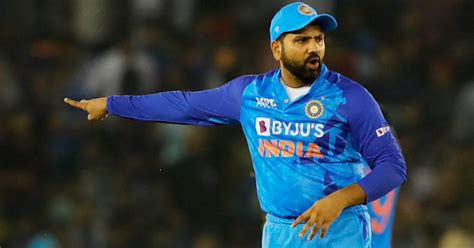 5 Reasons Why Rohit Sharma Should Be Dropped From Team India Across All