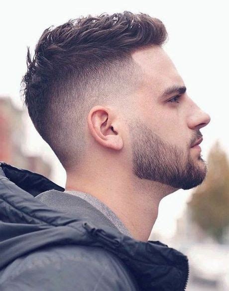 Frisuren männer 2021 undercut Schönheit und Stil