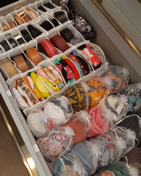 Dicas práticas e eficientes de como organizar o guarda roupa Wardrobe