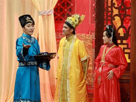 Châu Dăng Khoa trổ tài sáng tác nhạc ngay trên sân khấu Ơn Giời Sài