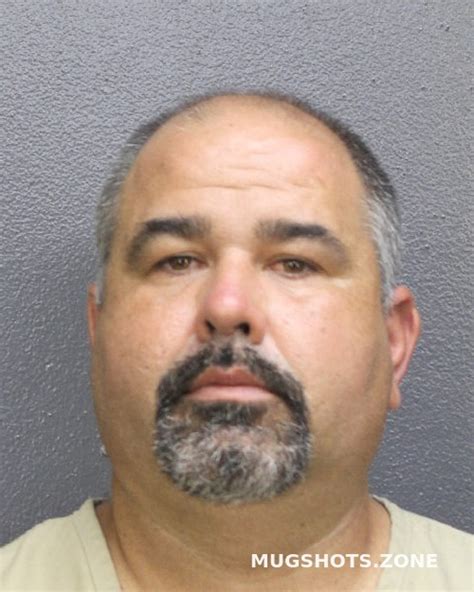 WAHLENBERG RAUL 09 18 2021 Broward County Mugshots Zone