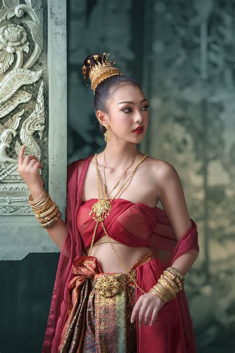 Thai Traditional Dress Px Thai Traditional Dress Traditional