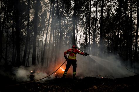 Les infos de 6h Pyrénées Orientales en alerte rouge feux de forêt
