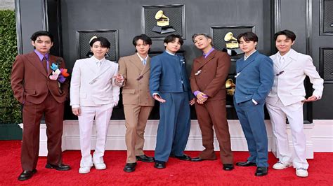 BTS Viral Moments 10 Hilarious Videos Of V Suga Jimin Jungkook