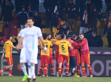 Storica Vittoria Del Benevento In Serie A Coda Batte Il Chievo
