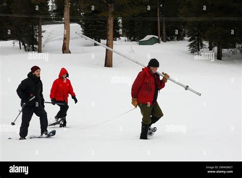 Frank Gehrke Right Chief Of The California Cooperative Snow Surveys