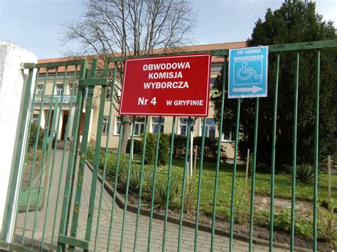 Frekwencja na godz 17 w wyborach samorządowych 2024