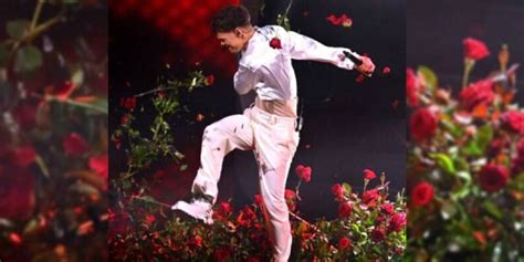 Locura En El Festival De San Remo El Cantante Blanco Destroza El