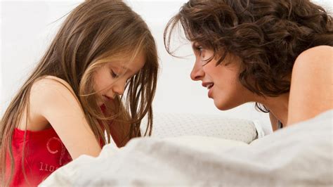 Dậy thì sớm ở trẻ em và những điều cha mẹ tuyệt đối không nên lơ là