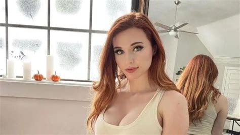 Amouranth La Streamer Que Hace Directos Desde Un Jacuzzi Revela