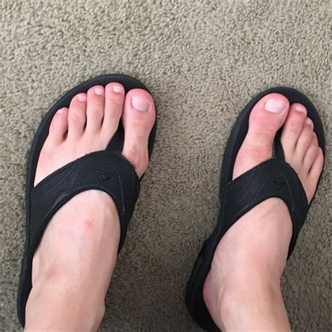 Feet Archive