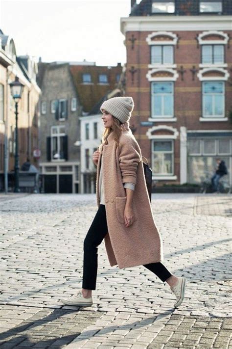 Modische Basics für den Herbst Coole Outfits mit Basic