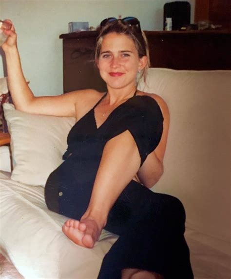 Louise Post Feet Photos Feet Wiki
