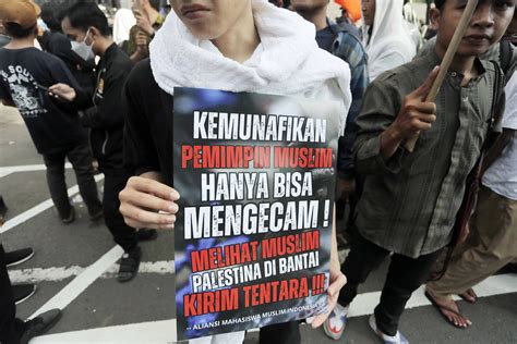 1 597 Personel Kawal Aksi Bela Palestina Di Silang Monas Akurat
