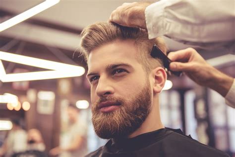 Cortes de pelo para hombres jóvenes que son tendencia en 2024