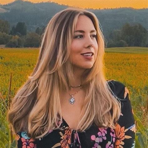 Kristen Artist Hypnotherapist Kristen Ennett Threads Say More