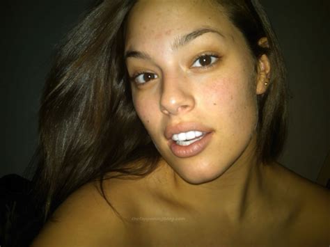 Ashley Graham Ashleygraham Sherrieshepherd Nude Leaks Photo 1977 Thefappening