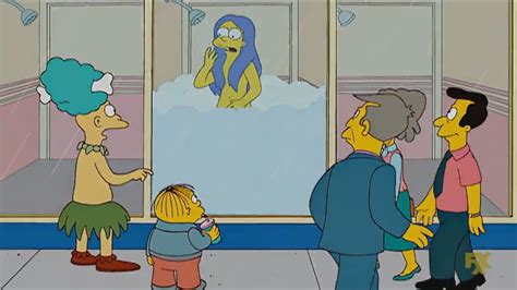 The Simpsons Marge Mistakenly Used The Public Bathroom At L A Body Works
