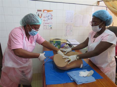 Togo Concours Dentr E L Cole Nationale Des Sages Femmes Les