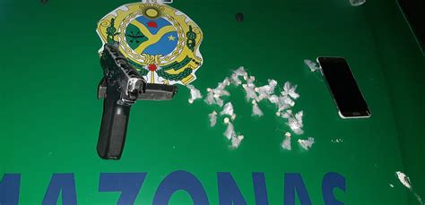 Policiais Militares Apreendem Adolescente Drogas E Simulacro Ssp