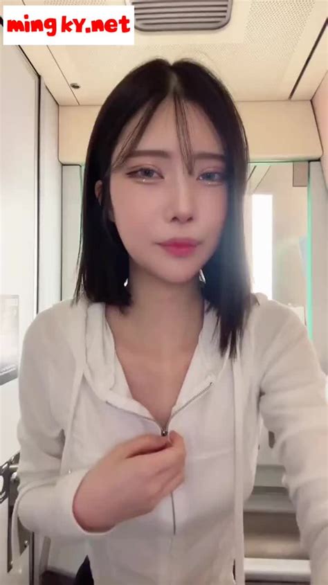 윤공주 기차안에서 노출 ~ 598432번 야동 검색어 기차 야동코리아 Red