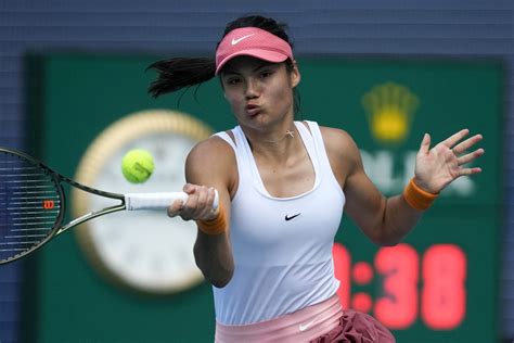 Emma Răducanu și Iga Swiatek eliminate de la Cincinnati