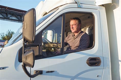 Travailler dans l industrie du camionnage un monde de possibilités