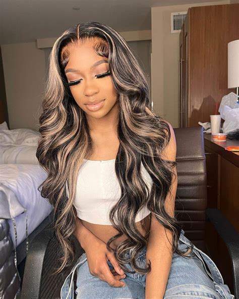 13X4Highlight Human Hair Wigs Peruvian Virgin Body Wave Lace Front Wig
