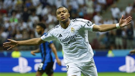 Watch Kylian Mbappe Scores In Real Madrid Debut Yardbarker