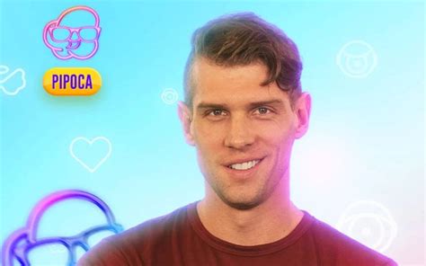 Ex BBB Cristian Vanelli exibe a rola marcando na sunga Fotos de Pênis