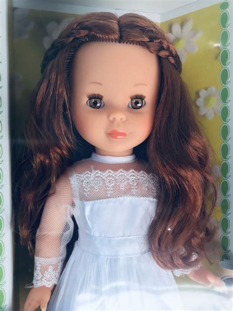 Pin de Maribel Mendoza Blanco en Mis muñecas en 2024 Disenos de unas