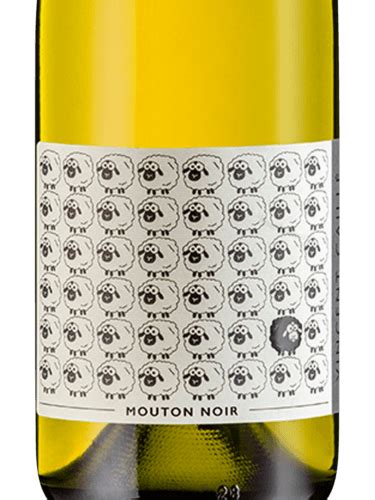 Domaine Le Fay d Homme Vincent Caillé Mouton Noir Vivino US