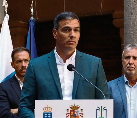 S Nchez Se Entrevista Con El Colombiano Petro S Mbolo De La Nueva Ola