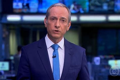Jornalista José Roberto Burnier deixa o hospital após infarto Metrópoles
