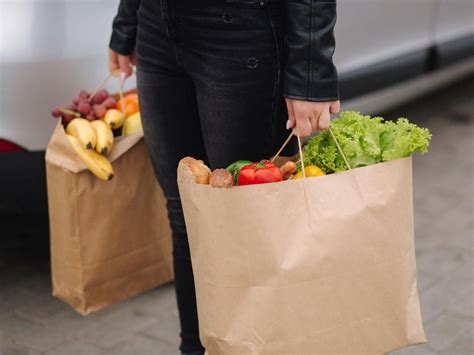Sklepy otwarte 29 12 2024 Żabka Biedronka Lidl Auchan Dino