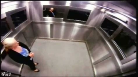 Pegadinha Menina Fantasma No Elevador Programa Silvio Santos Youtube