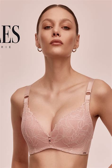 Glow Alles biustonosz super push up pastelowy róż w sklepie Adore