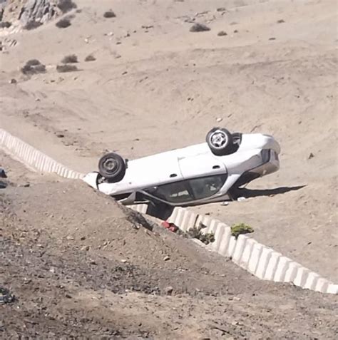Volcamiento de vehículo menor deja una persona fallecida en el sector