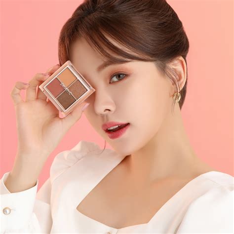 Make Up Natural Untuk Malam Hari Saubhaya Makeup