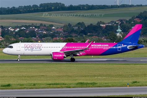 H Wdh Wizz Air Malta Airbus A Nx Photo By Raphael Oletu Id