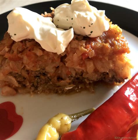Musaca de varza dulce și carne tocata Bucataria Bunicii ro Retete