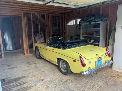 Mg Midget Front Barn Finds