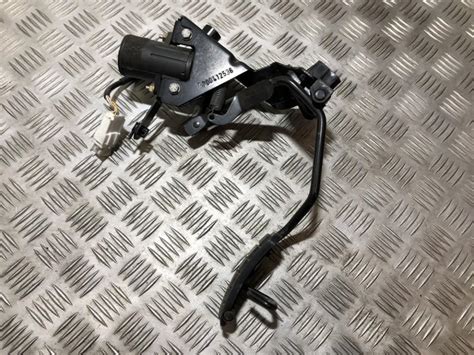 Accelerator Throttle