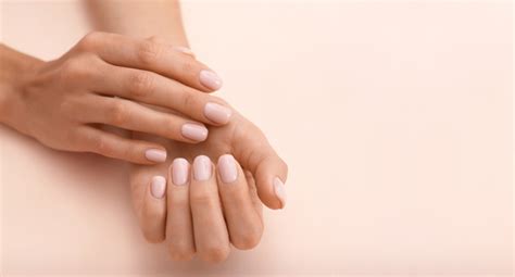 Chali Maniküre Set 3 teilig Edelstahl Nagelset mit Nagelschere