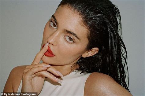 Kylie Jenner Posts Sultry Instagram Pictures Showing Off Her Plump