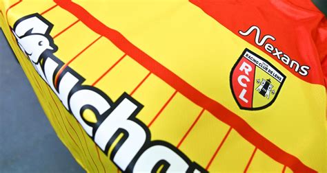 RC Lens le nouveau maillot des Sang et Or dévoilé