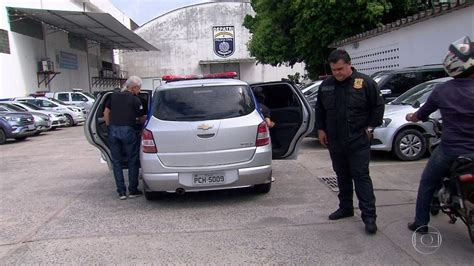 Polícia faz operação para desarticular esquema de entrada de drogas e