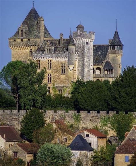 Pin von Wendy Tiddles auf Castles in 2024 Burgen und schlösser